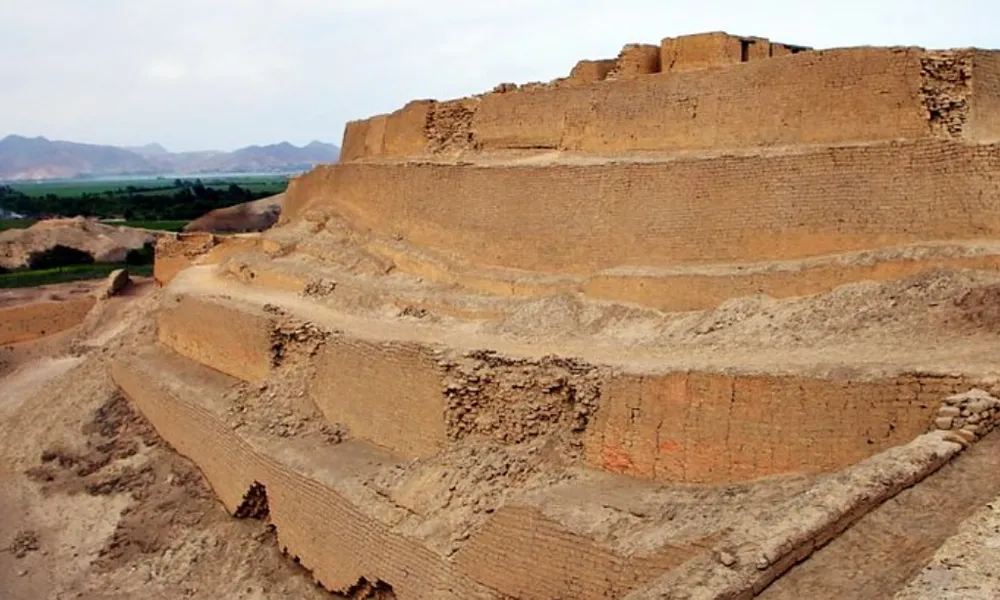 Marvelous Peru Fortaleza de Paramonga | Guía: historia, precios y cómo ...